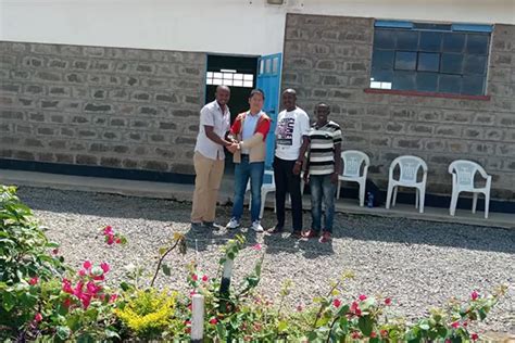 Csd Carbonated Beverage Bottle Filler Machinery Equipment Manufacturers Supplier Modern