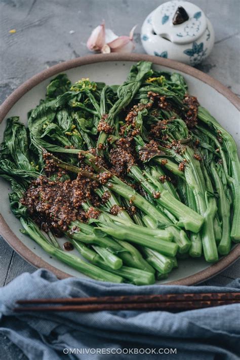 Choy Sum With Garlic Sauce Omnivores Cookbook