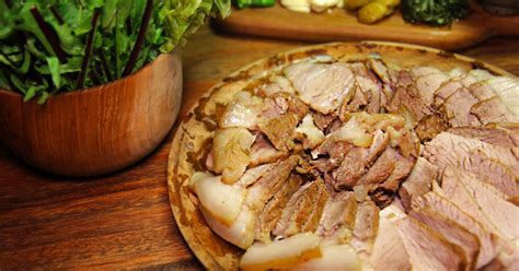 부드럽고 냄새 없는 돼지고기 앞다리살 수육 만들기