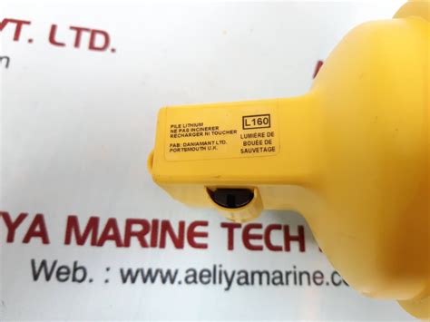 Daniamant L Flashing Lifebuoy Light Aeliya Marine