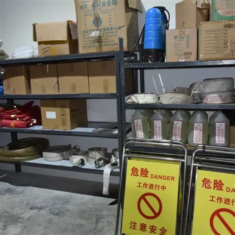 【防汛防台】金山区委书记刘健察看区房屋维修应急中心防汛防台工作 澎湃号·政务 澎湃新闻 The Paper