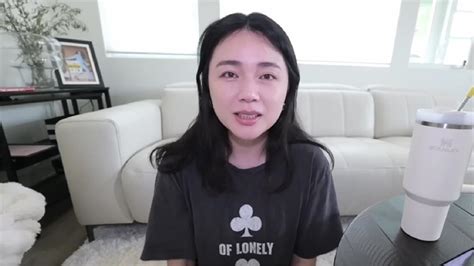 8歲兒情緒失控飆髒話！網紅遇育兒難關淚崩 網喊：沒小孩也看到哭｜四季線上4gtv
