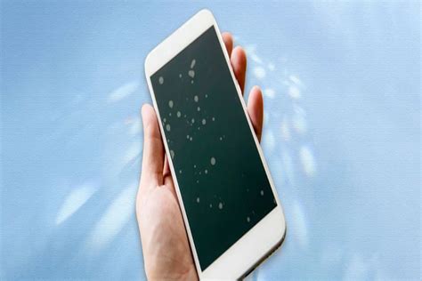 What Can I Do About White Spots On My IPhone Screen Mobile Tech Addicts