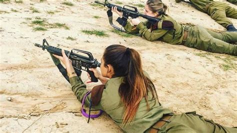 Index Of Files Weapons Girls