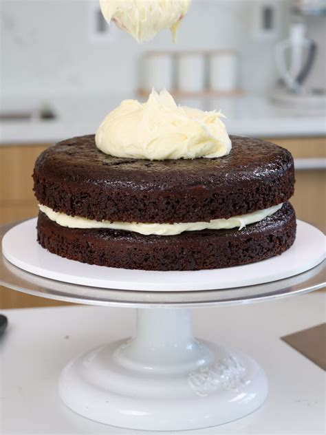 Chocolate Cake With Cream Cheese Frosting Delicious Recipe