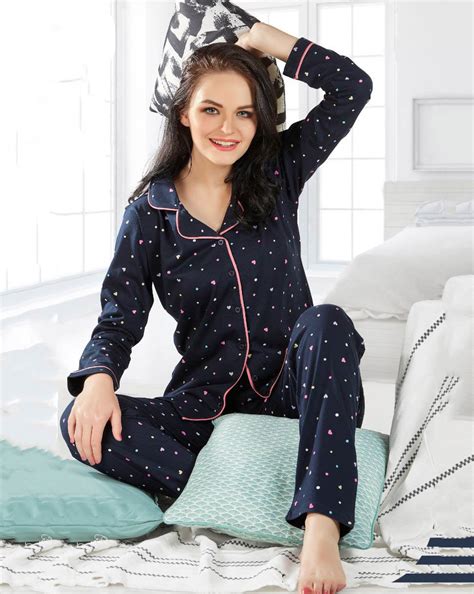 Winter Wear Night Suits For Womens Store