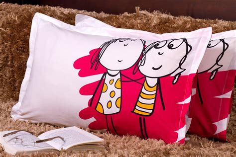 10 Types Of Pillows You Can Choose From On Porticoindia By Samarth Kulkarni Medium