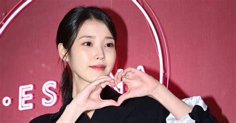 아이유에게 큰 위로 軍 팬의 고백…현장 스태프 자부심도 [순간 그곳에서②]