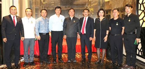 БНХАУ ЫН ӨМӨЗО НЫ МАНЖУУР ХОТЫН АРДЫН ТӨЛӨӨЛӨГЧДИЙН ИХ ХУРЛЫН ЗОЧИД ТӨЛӨӨЛӨГЧДӨД ХҮНДЭТГЭЛ ҮЗҮҮЛЛЭЭ