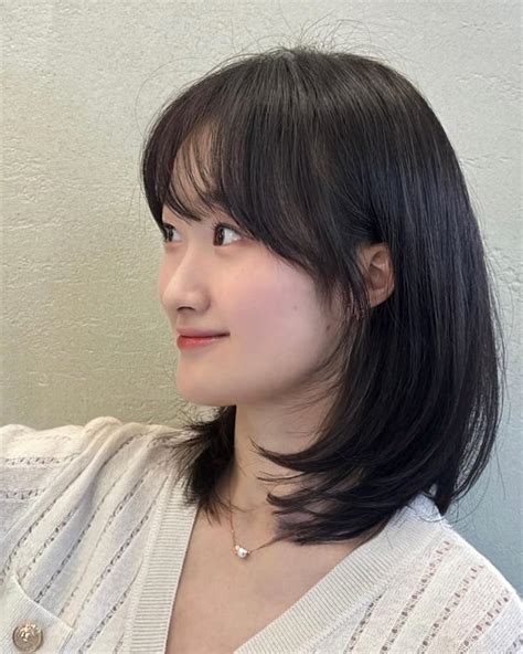 강남미용실 더차강남 최영실장 레이어드 전문 단발중단발레이어드컷 On Instagram 포근한느낌의 중단발 레이어드로 고급스러운느낌까지🤍 페이스라인까지연결된 앞머리
