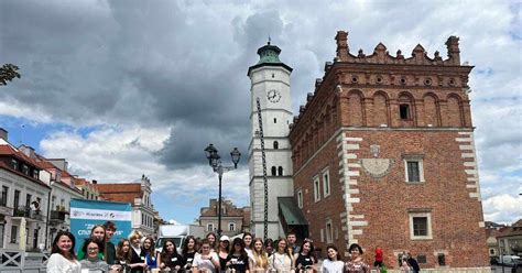 Громади Рівненщини Острозька громада розпочала Українсько Польські обміни молоддю