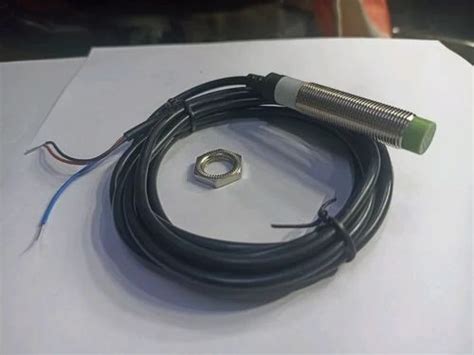5 Mm Inductive Proximity Switch Sensor 5 V Pnp At ₹ 160 Piece In New