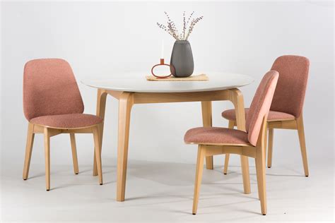 Меблі з дерева Столи Меблі з дерева Столи Стільці