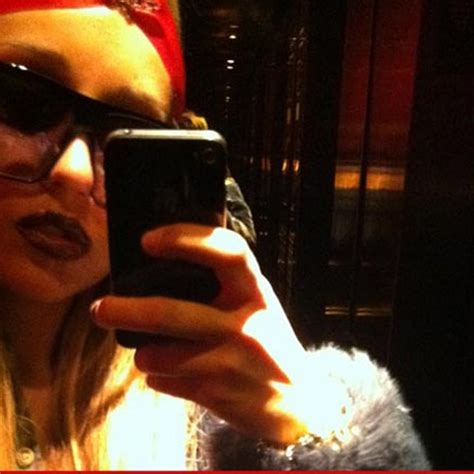 Amanda Bynes Selfies