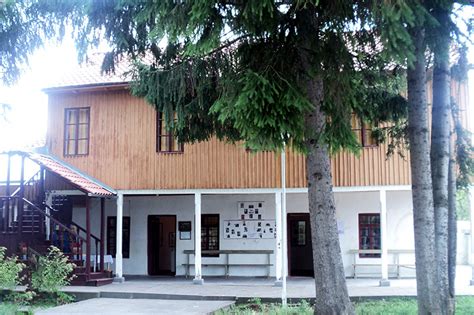 Հովհաննես Թումանյանի տուն թանգարան Բիդ Ֆոր Թրիփ