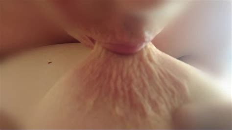 Kissing Mature Mom S Wrinkled Nipple Close Up Pornhub
