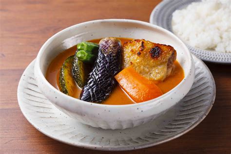 【簡単レシピ】たっぷり野菜で栄養満点「グリルチキンと夏野菜のスープカレー」 東京ガス ウチコト