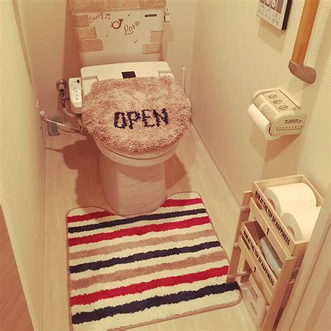 バストイレすのこラックエアプランツフェイクトイレットペーパーのストックセリアなどのインテリア実例 2016 05 15