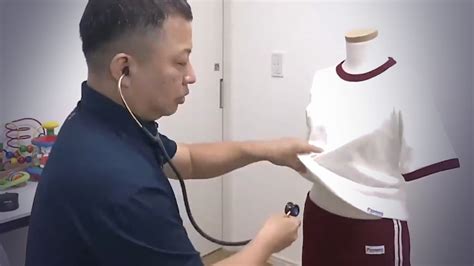 日本校园裸体健康体检引争议，女生：很痛苦，但我无法拒绝凤凰网资讯凤凰网