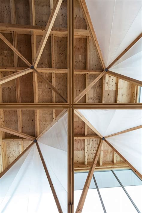 Removable Walls Offer Endless Layouts For Aki Hamadas Community Space