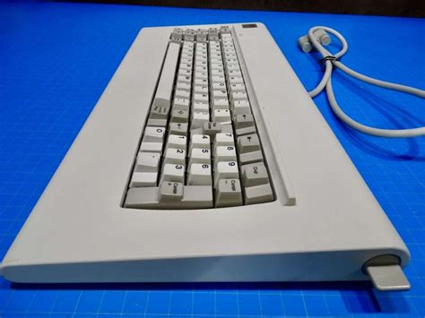 1984 Ibm Model F Keyboard 4176203 27 Sep 84 83 Key Clickykeyboards
