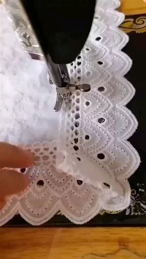 เย็บ ปัก ถักร้อย งานฝีมือ🪡🧵🧶🪢에 있는 P K A N 🫧 🫧 🇹🇭님의 핀 봉제 공예품 바느질 문양 바느질 강좌