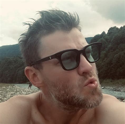 На фронті загинув відомий український актор Андрій Павленко