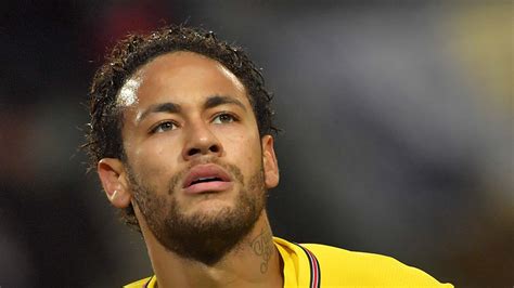 Download Neymar Contemplative Moment Wallpaper