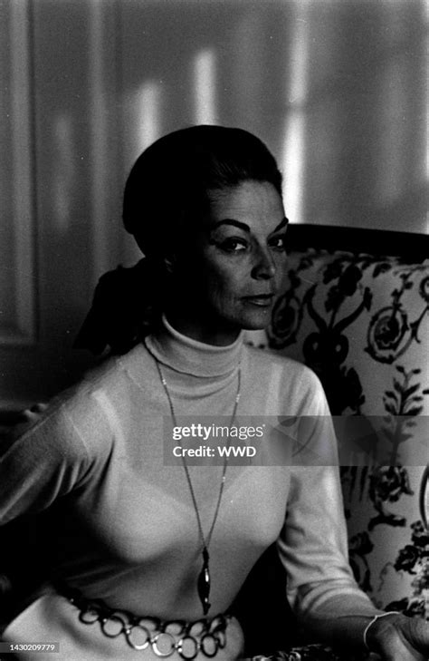 Mrs Louis Auer Aka Jean Patchett Former Model Profiled At Her News Photo Getty Images