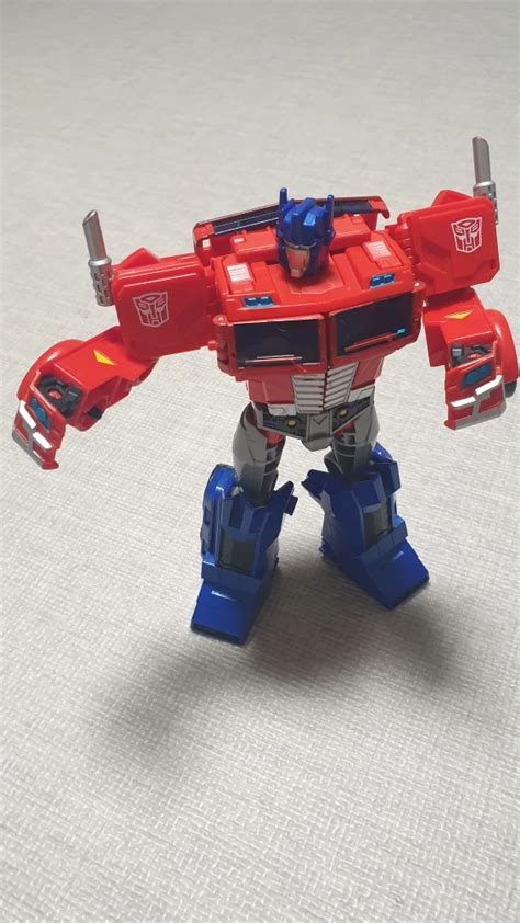 트랜스포머 옵티머스프라임 변신로봇 당근 중고거래