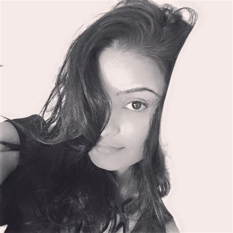 Nikita Pawar Photos Pictures Wallpapers