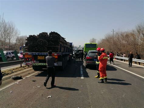 八达岭高速发生严重车祸：暂无人员死亡 伤者已送医凤凰网