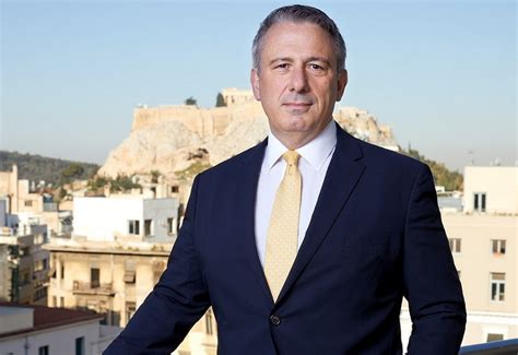 Ανδρέας Αθανασόπουλος Ποιος είναι ο Mr Success Story που ανέλαβε τον