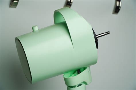 Electric Fan Push Button 1 2 3 Green Electric Fan Speed White Table Ventilator With Spinning