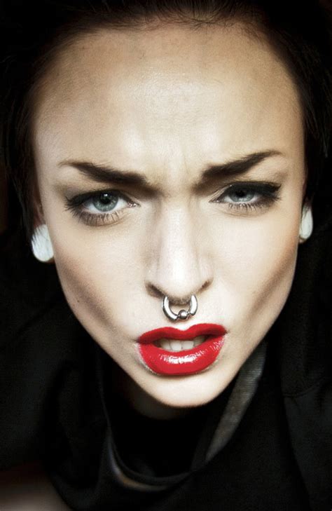 Post 76940549543 Women With Huge Septums Tumblr Com Tumbex