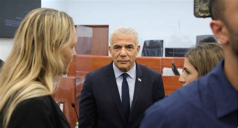 Во Израел му се суди на Нетанјаху сведочеше лидерот на опозицијата