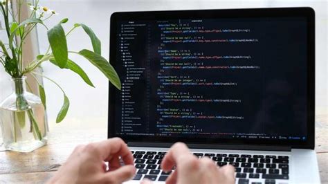 esto es lo que ganan los programadores de java python ios o frontend en españa
