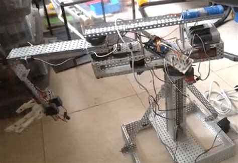 Signal Test In Manipulator Using A Simple Circuit Made With Arduino