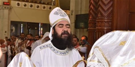 البابا تواضروس يعزي أسقف بني سويف في نياحة القمص هارون عبده وطنى