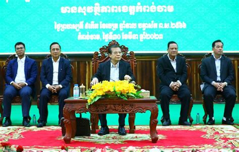 ឯកឧត្តម អ៊ុន ចាន់ដា អភិបាលនៃគណៈអភិបាលខេត្តកំពង់ចាម និងឯកឧត្តម ខ្លួន ផន