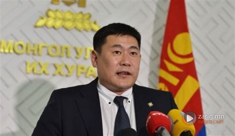 Л Оюун Эрдэнийн засгийн газрын сайд нарыг УИХ ын чуулганд танилцуулж байна