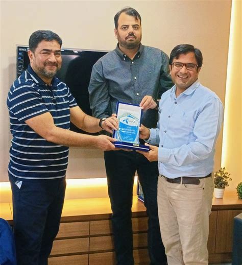 Hasan Tariq On Linkedin Allhumdullilah Received Top Performance Award