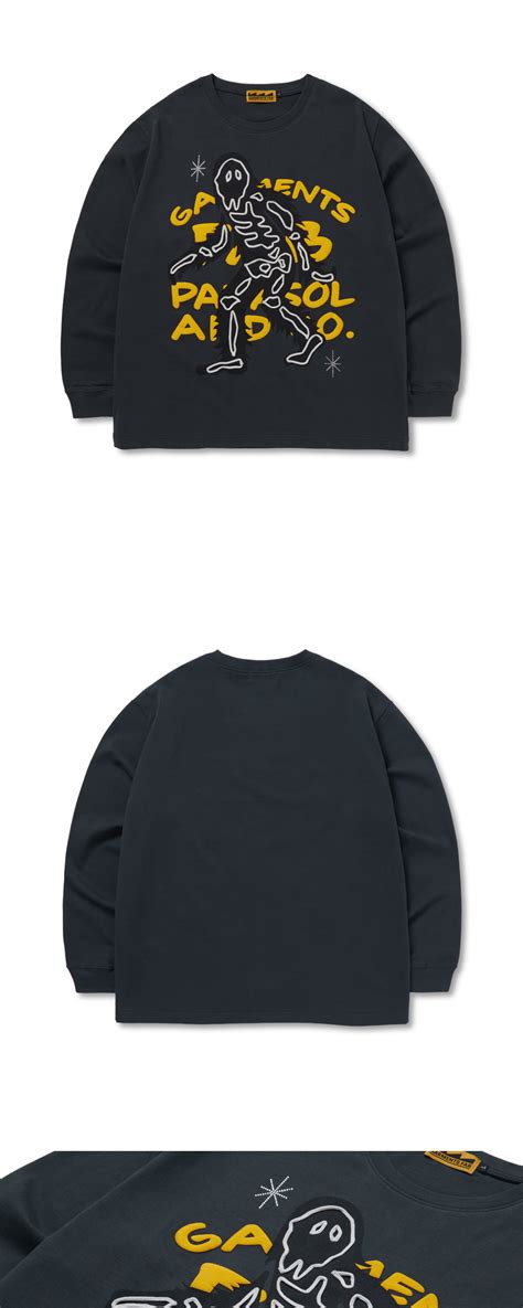 가먼츠팹 손 자수 해골 긴팔 티셔츠 챠콜 Garments Fab Kream