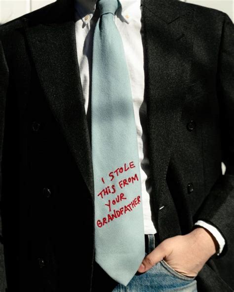 Should You Wear A Tie Or Bow Tie With A Tuxedo To A Wedding Blog Wezoree