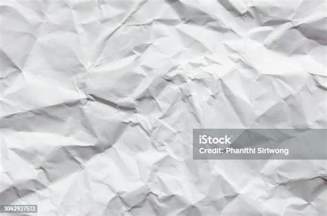 흰색 배경 그리고 구겨진된 종이 텍스처와 여유 공간 벽지 0명에 대한 스톡 사진 및 기타 이미지 0명 갈색 거친 Istock