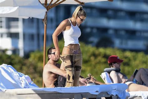 Sofia Richie Hot Striptease On The Beach Pics The Fappening