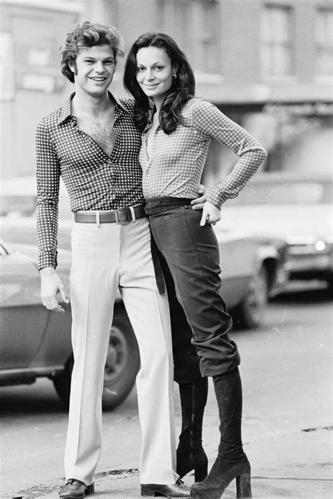 Años 70 Los Mejores Momentos De Moda De La época