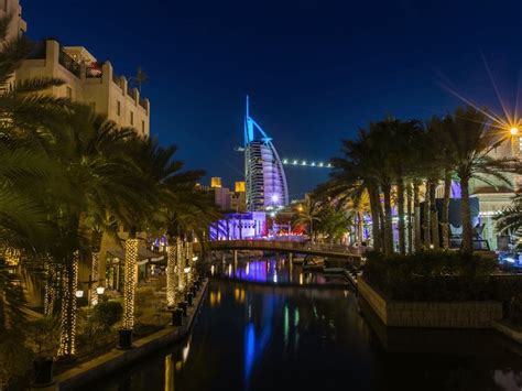 شگفتی‌های دبی در شب 20 جاذبه‌ای که شب‌های دبی را فراموش‌نشدنی می‌کند