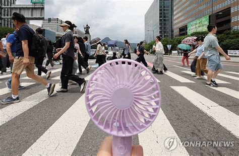 서울 전역에 올해 첫 폭염주의보체감 33도↑종합 연합뉴스