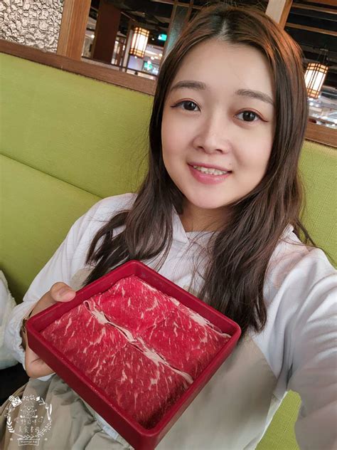 Fourmi Queen屏東店超級紓壓的溫感按摩課程做完臉整個美到發光連素顏都超有自信 野田咩的美食書國